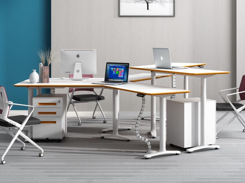 4 Important Points to Choose Your Right Height Adjustable Table and Desk