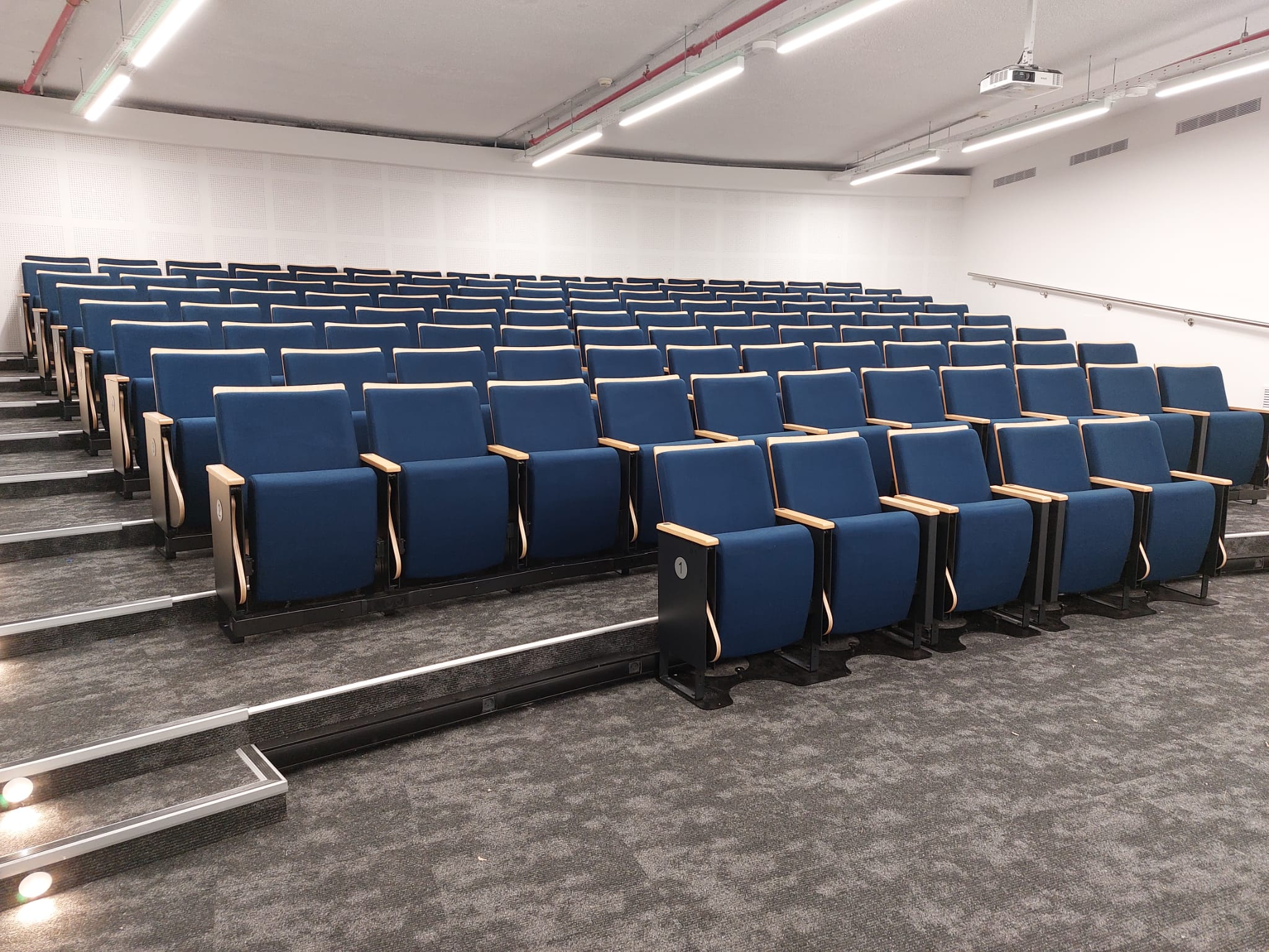 Auditorium seating and lecture theater seating manufacturer - Leadcom